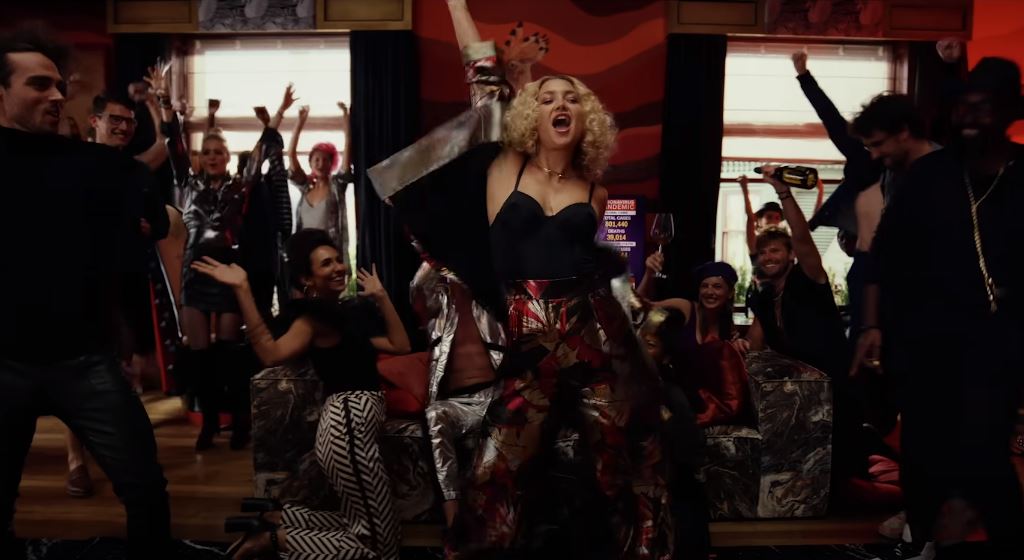 25 | Movie Review Mom